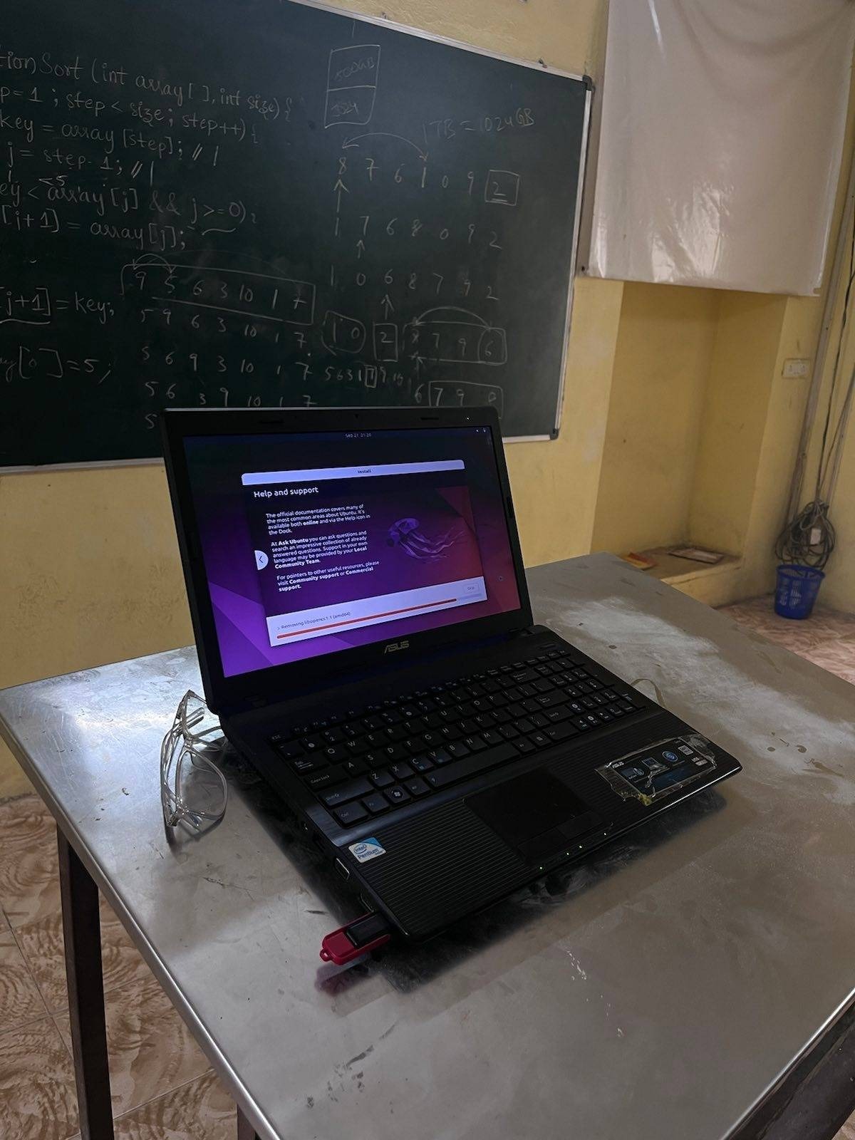 Empowering 100 Enthusiasts: Swecha's GNU/Linux Workshop at GIOE ...